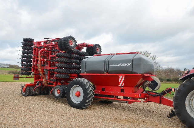 HORSCH SPRINTER 12SW TINE DRILL 12M Drills 11017998 For Sale